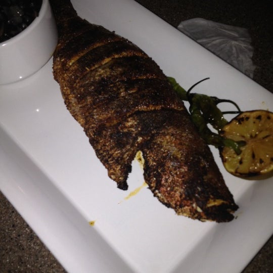Tom's Harbor House - Seafood Restaurant
