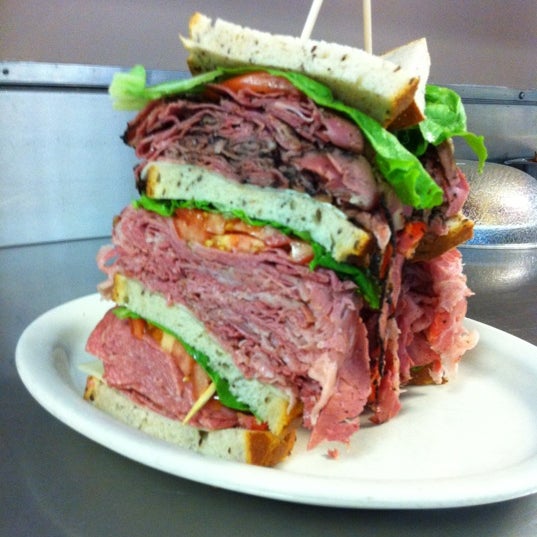 Manhattan Deli - Deli in Mentor