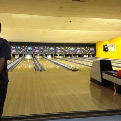 Castro Village Bowl - Bowling Alley