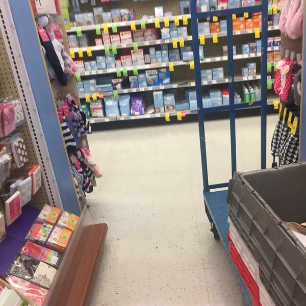 Walgreens - West Side - 21 tips from 876 visitors