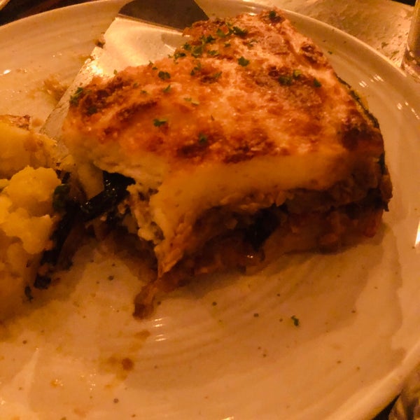 Ela Taverna - Greek Restaurant