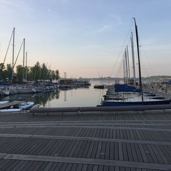 Waterfront Running Path - Toronto, ON