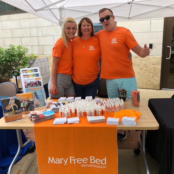 Kent District Library - Kentwood (Richard L. Root) Branch - Library in ...