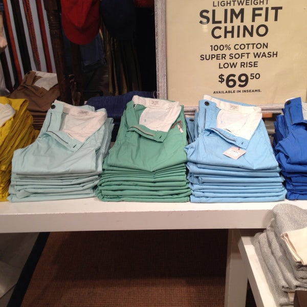 Club Monaco - Prudential - St. Botolph - Boston, MA