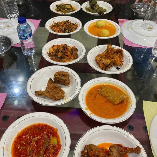 Rumah Makan Pak Datuk - Padangnese Restaurant