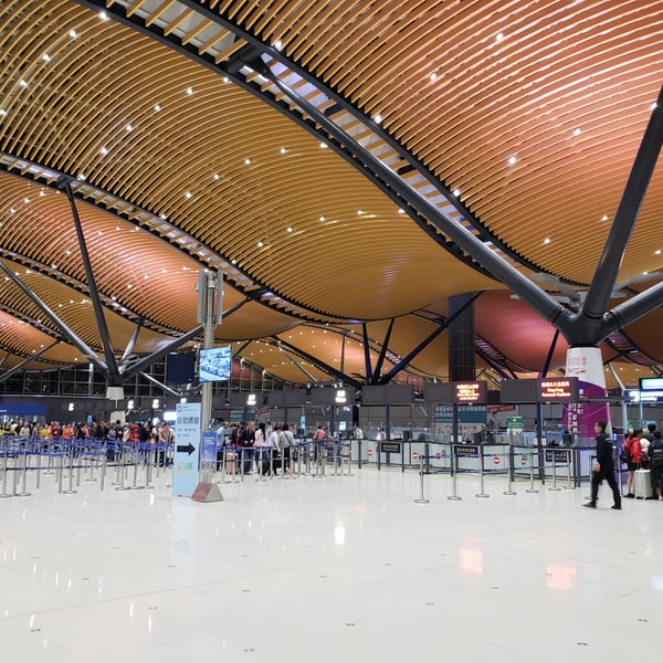 Hkia Check In Counter Hzmb Hong Kong Port