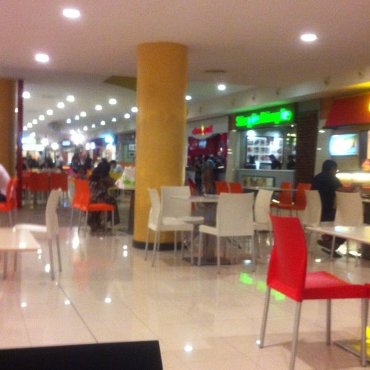 Dolmen Mall Food Court - Food Court in پاکستان ایمپلائز کوآپریٹو ہاؤسنگ ...