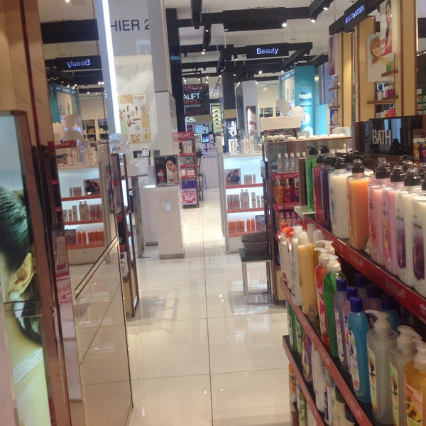 Watsons - Pharmacy in San Lorenzo