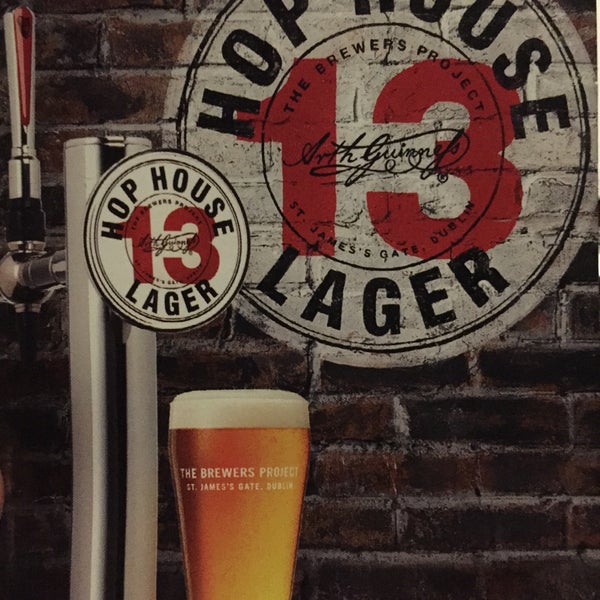 Paddy Burkes - Main St