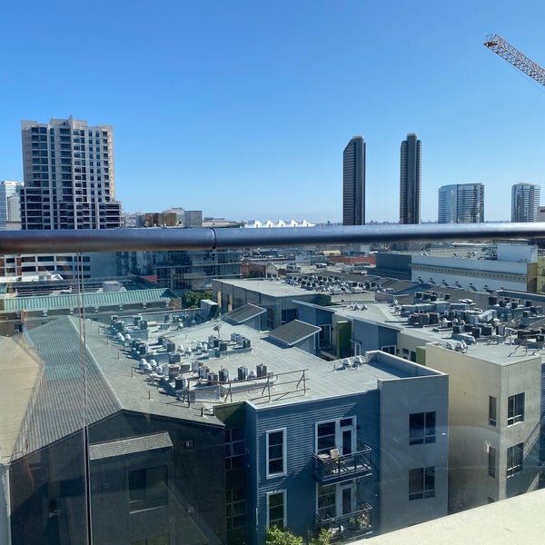 Andaz Rooftop Lounge - Bar in San Diego