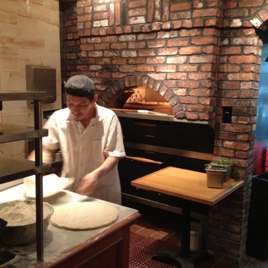 Photos at Patsy's Pizzeria - Upper East Side - 206 E 60th St