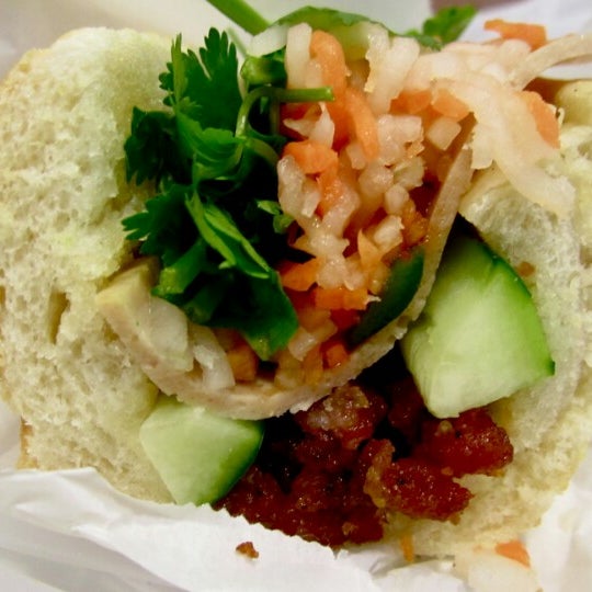 Saigon Sandwich - 6 tips