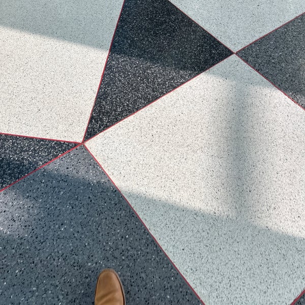 Terminal 1 - 93 tips