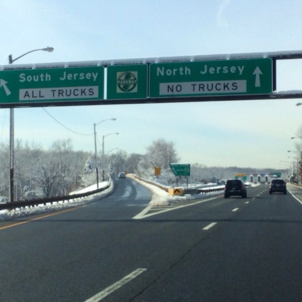 Photos at Garden State Parkway - Exit 105 - Road in Eatontown