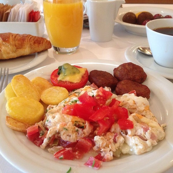 Corso Cafe Terrace - Café in Budapest