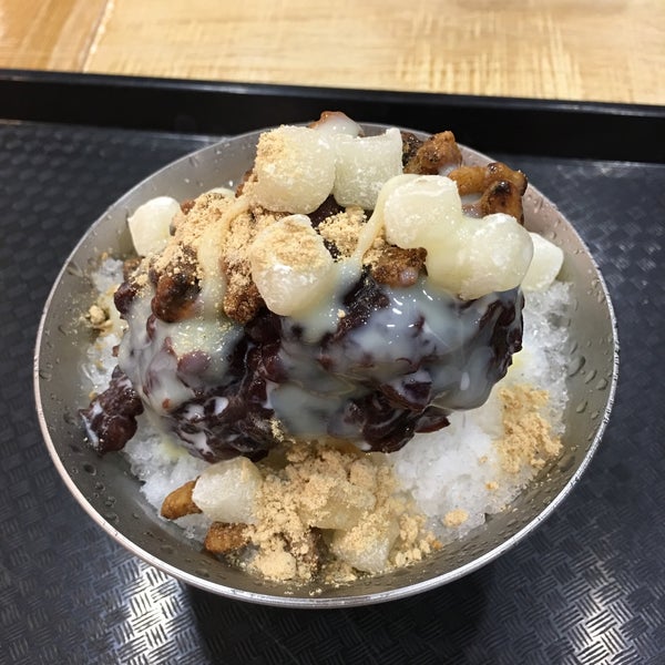 Cocohodo Walnut Pastry - Café in Torrance