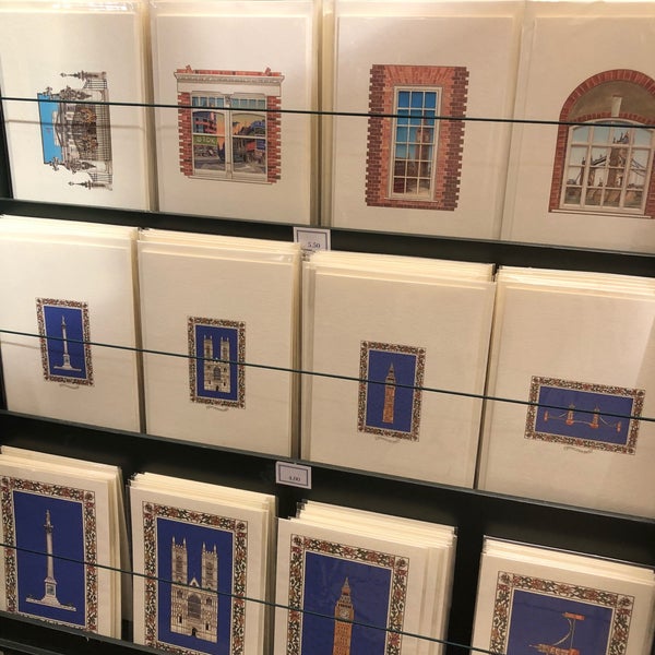 Il Papiro (Now Closed) - Arts and Crafts Store in Covent Garden