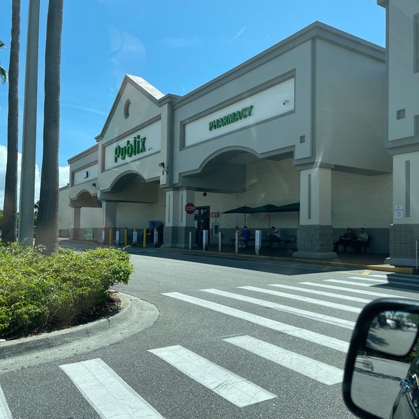 Publix Super Market at South Pasadena - Grocery Store in South Pasadena