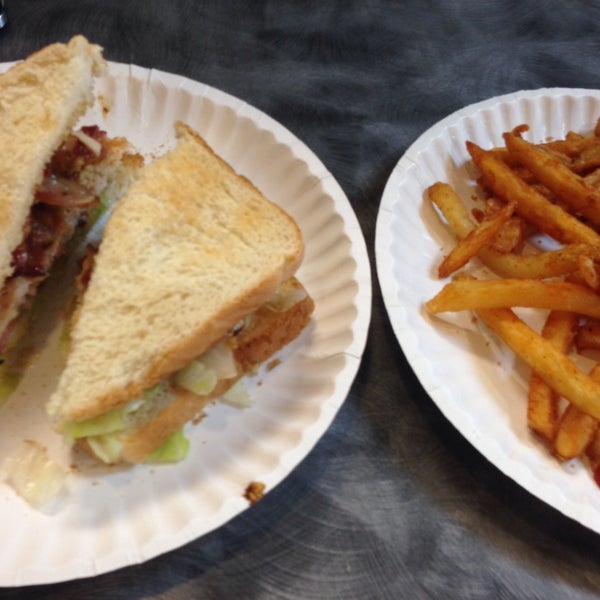 Photos at Sam's Deli Diner - 27 tips