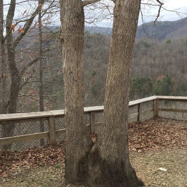 Scenic Overlook - Scenic Lookout in III