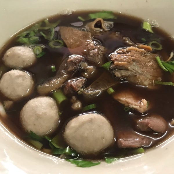 เลิศรส (Lert Rod) - Noodle Restaurant in Bang Phlat