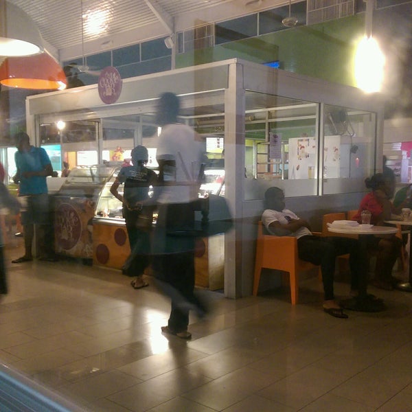 Sheraton Food Court - Sheraton Center