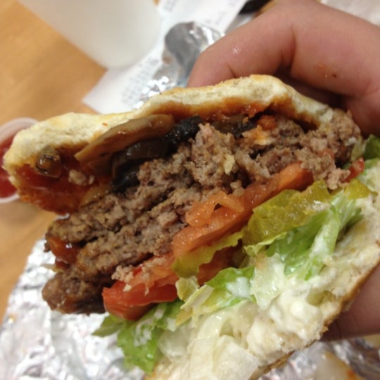 Five Guys - Dinkytown - 23 tips