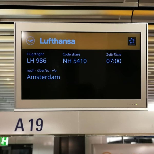 Gate A19 - Flughafen - 7 tips from 1229 visitors