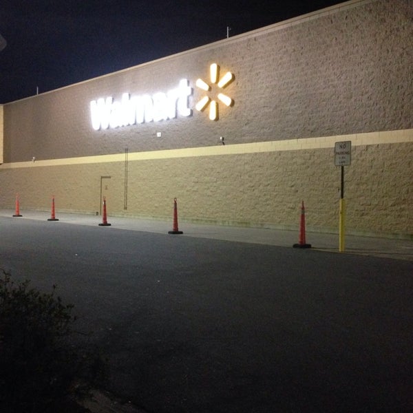 Photos at Walmart Supercenter - Big Box Store in Tallahassee