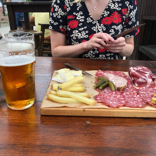 The Star Ferry - Bar in 3e arrondissement