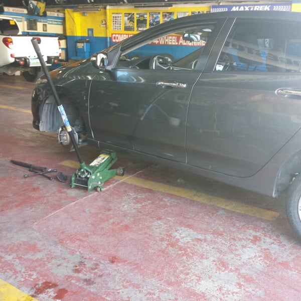 Goodyear Servitek - 80 visitors