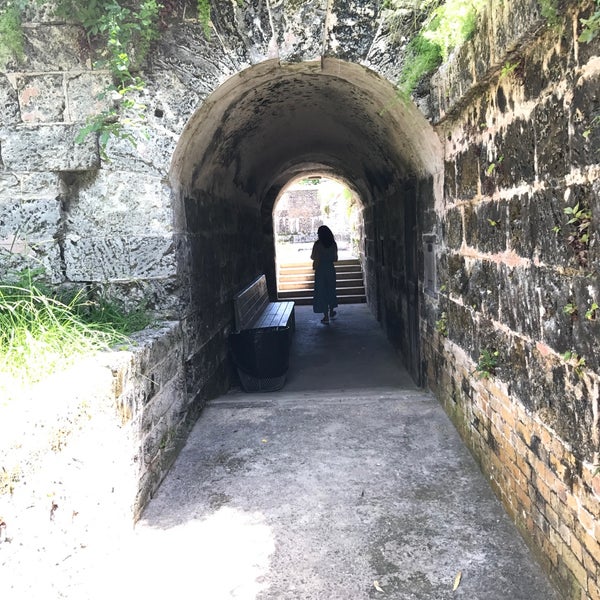 Fort Hamilton - Scenic Lookout