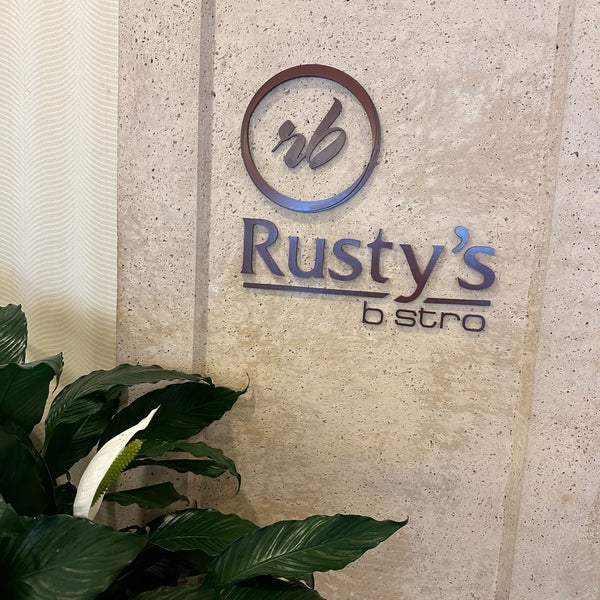 Rusty's Bistro - 1160 Gulf Blvd