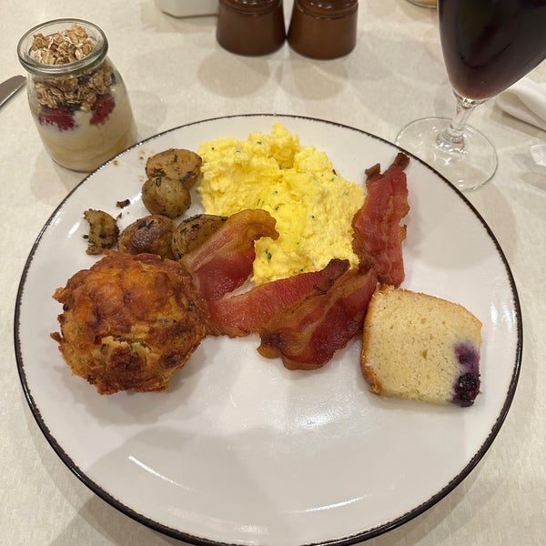 Rusty's Bistro - 1160 Gulf Blvd
