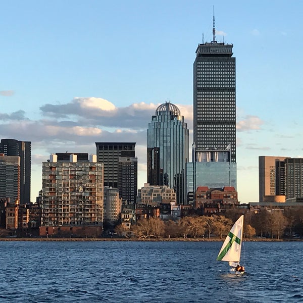 Photos at MIT Barker Engineering Library (10-500) - College Library in MIT