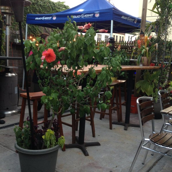 Ripe Kitchen & Bar - Caribbean Restaurant in Mount Vernon