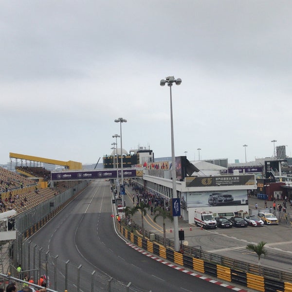 Photos at Macau Grand Prix Track 澳門格蘭披治大賽車賽道 - Race Track