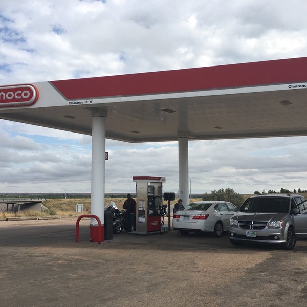 Conoco Wagon Wheel - Fuel Station