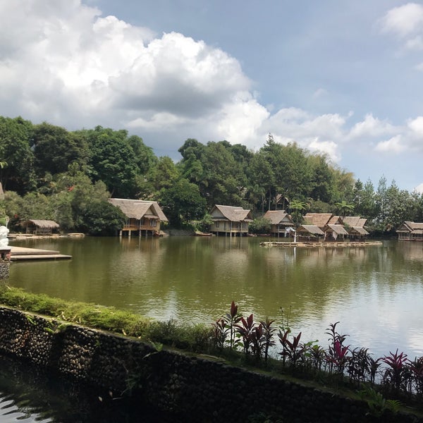 Kampung Sampireun Resort & Spa - Jalan Raya Samarang Kamojang