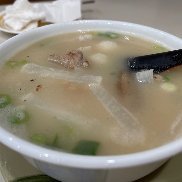 Mee Sum Cafe (美心） - Chinese Restaurant in Chinatown