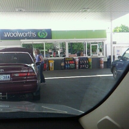 Caltex Woolworths - 4 tips from 92 visitors