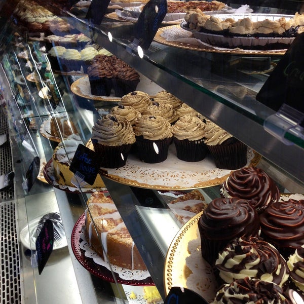 Mara's Cafe & Bakery - 18 tips