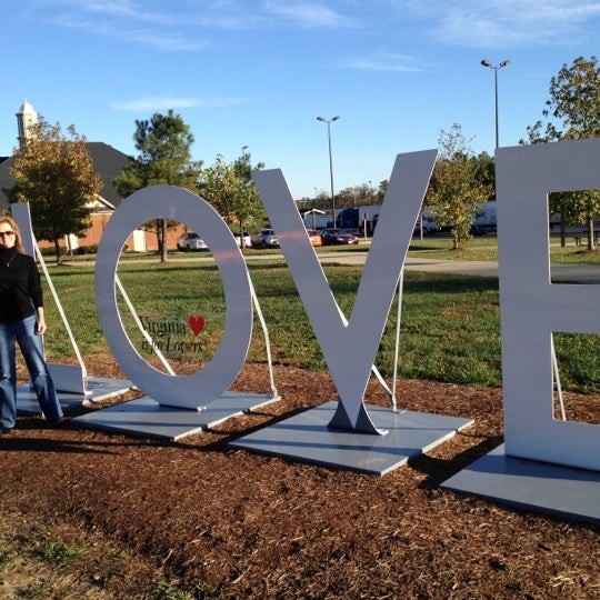 Photos at New Kent East Coast Gateway Safety Rest Area and Welcome ...