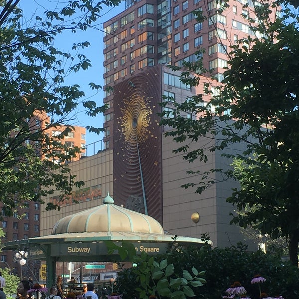 41 Union Square West - Union Square - 2 tips from 303 visitors