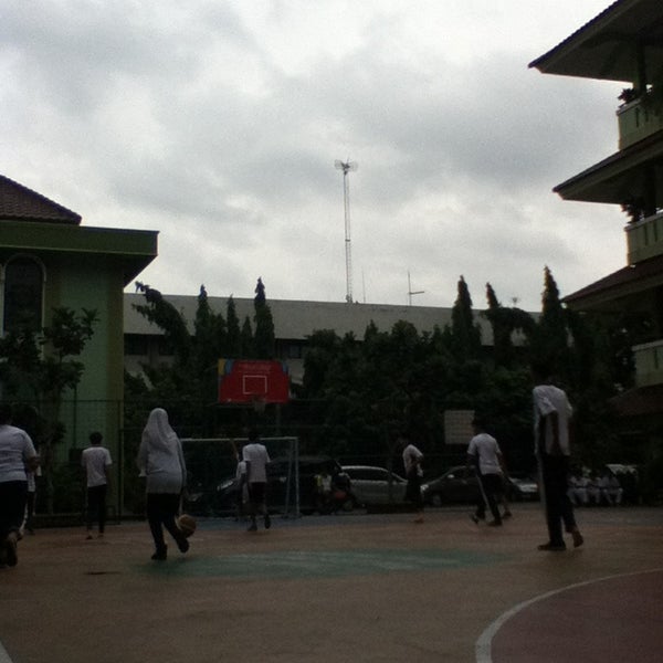 SMAN 54 Jakarta - High School in Jatinegara