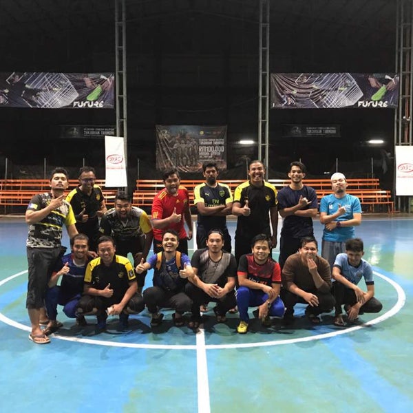 Safira-Sports Planet Futsal - 29 tips