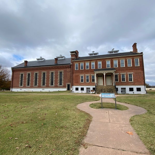 Fort Smith National Historic Site - History Museum in Fort Smith