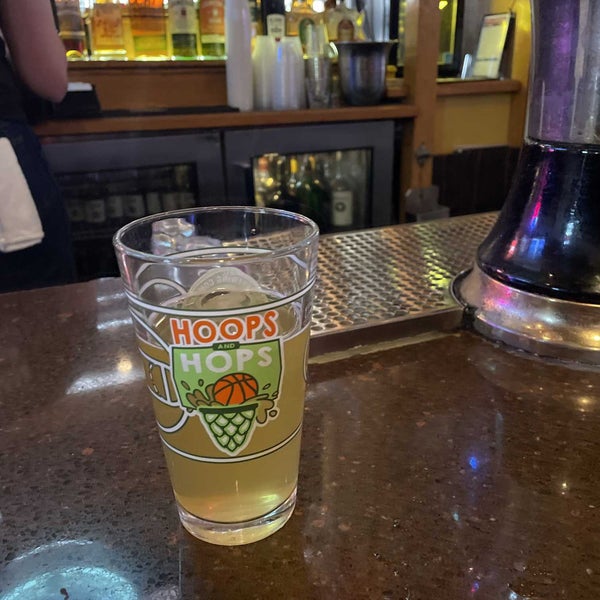 Nitty Gritty Madison - Johnson Street Bend - 100 tips from 5585 visitors