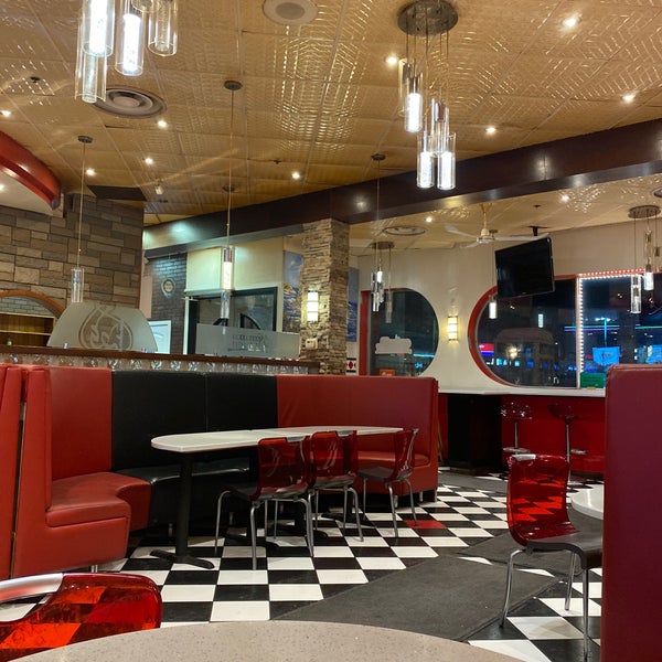 Shawarma Station - Middle Eastern Restaurant