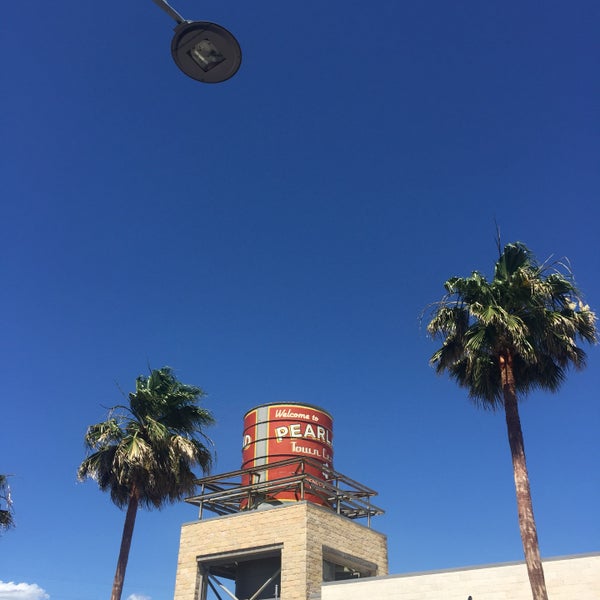 Pearland Town Center - Shopping Mall